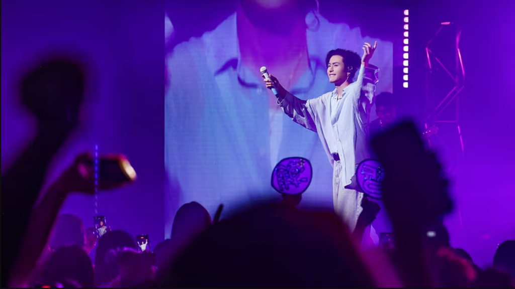 Netizens 2023 年报-中国年度名人 - 张哲瀚官方网站 | Zhang Zhehan Official Website